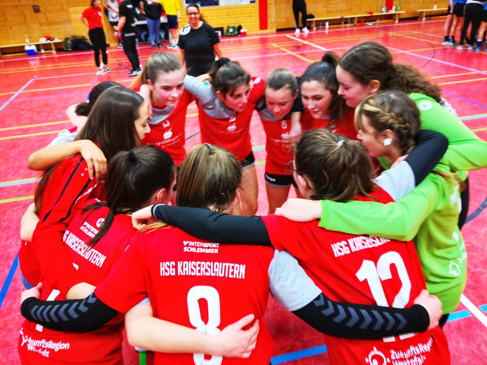 Durch Teamgeist 2 weitere Punkte erkämpft - HSG Kaiserslautern